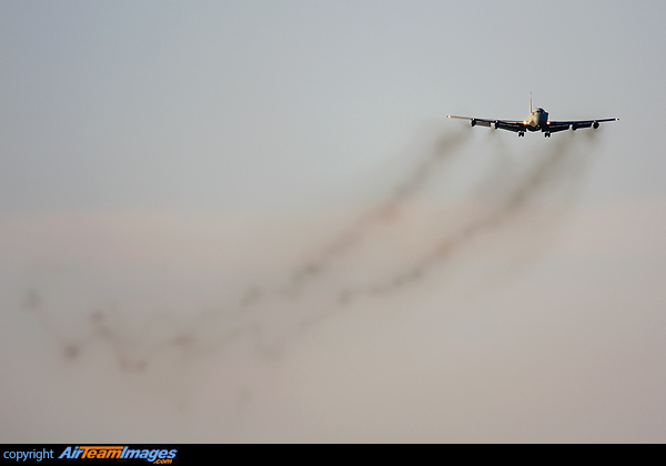 Boeing 707-385C Phalcon Chile - Air Force 904 - AirTeamImages.com