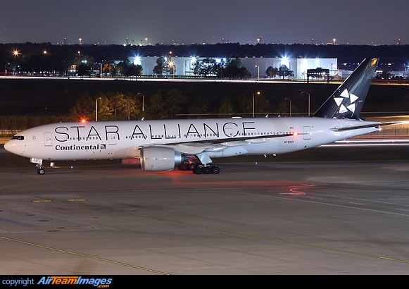 Boeing 777-224/ER Continental Airlines N76021 - AirTeamImages.com