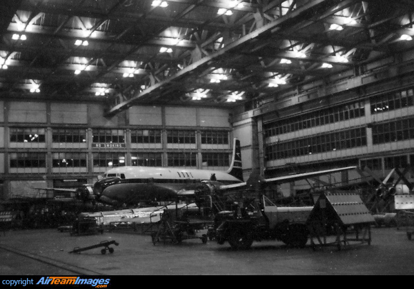 Douglas DC-7C Seven Seas BOAC - British Overseas Airways Corporation ...
