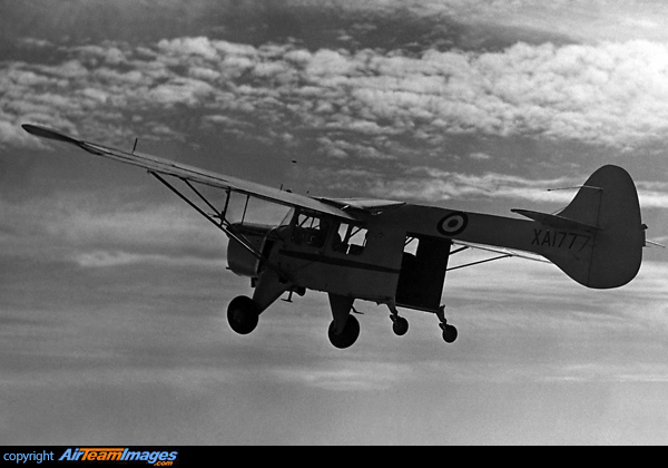 Auster B4 Ambulance UK - Royal Air Force XA177 - AirTeamImages.com