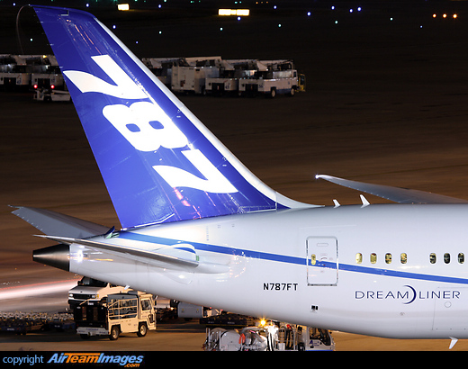 Boeing 787-8 Dreamliner Boeing N787FT - AirTeamImages.com