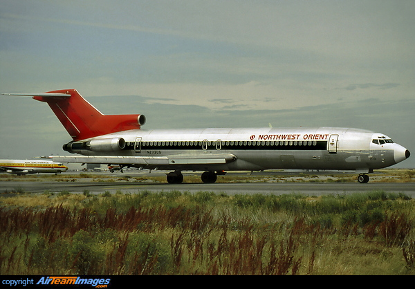 Boeing 727-251 Northwest Orient Airlines N166FE - AirTeamImages.com