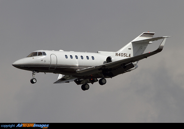 Hawker Beechcraft 800XP2 Private N405LA - AirTeamImages.com