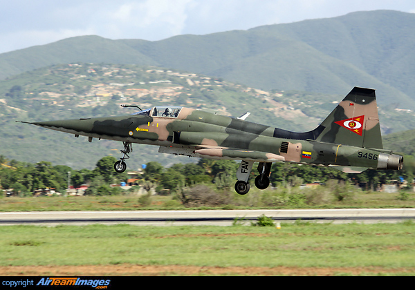 Canadair VF-5A (CL-226) Venezuela - Air Force 9456 - AirTeamImages.com