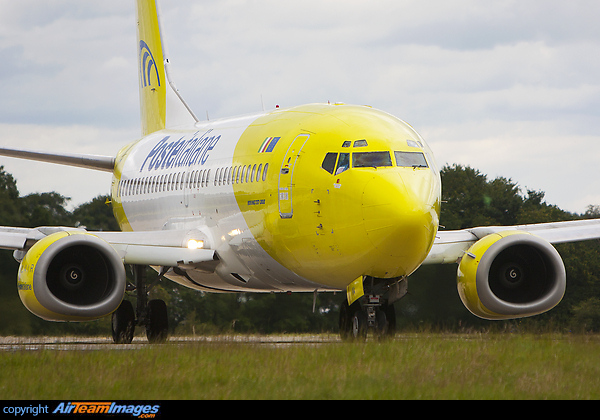 Boeing 737-36E Mistral Air EI-DVA - AirTeamImages.com