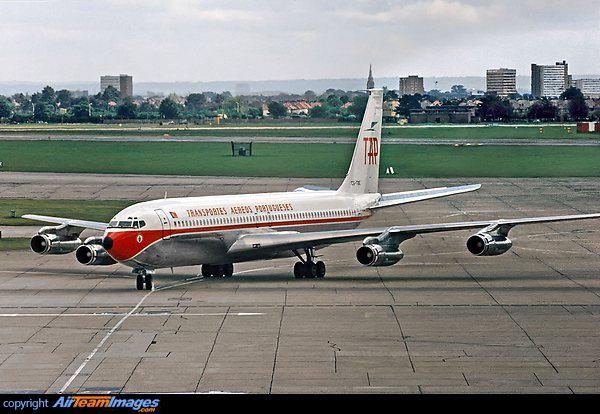 Boeing 707-382B TAP Air Portugal CS-TBE - AirTeamImages.com