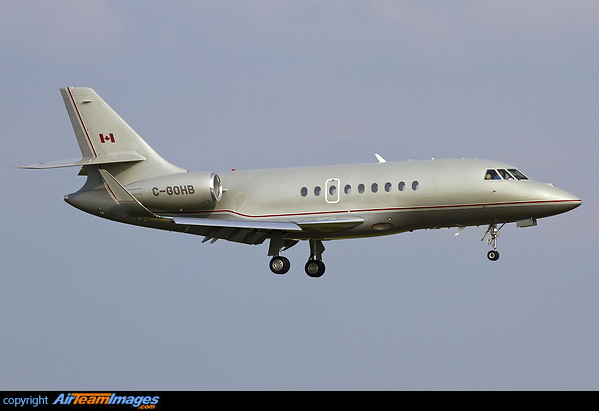 Dassault Falcon 2000EX Starlink Aviation C-GOHB - AirTeamImages.com
