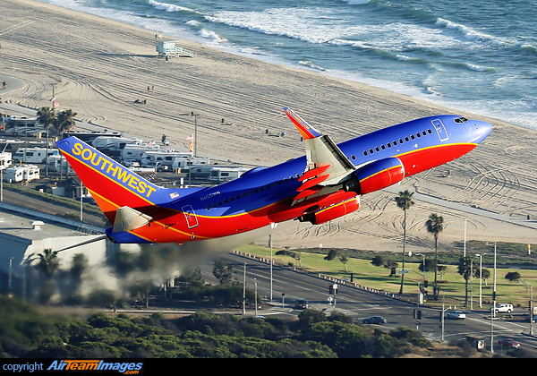 Boeing 737-7H4 Southwest Airlines N406WN - AirTeamImages.com