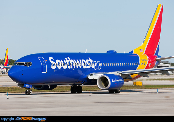 Boeing 737-8H4 Southwest Airlines N8670A - AirTeamImages.com