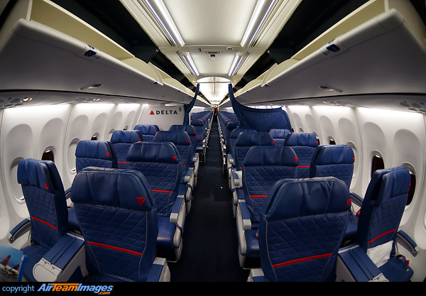 Boeing 737-932/ER Delta Air Lines N843DN - AirTeamImages.com