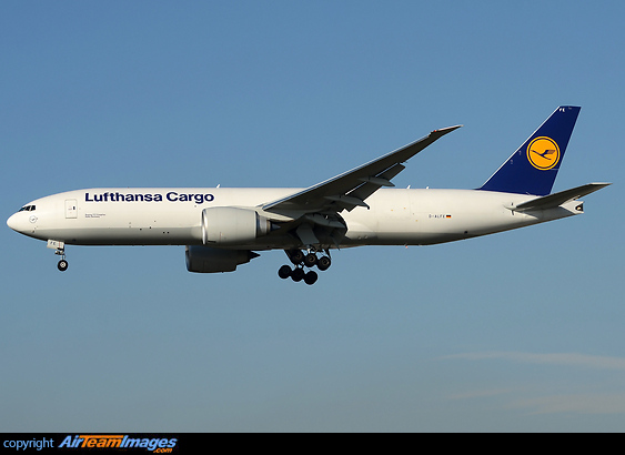 Boeing 777-FBT Lufthansa Cargo D-ALFE - AirTeamImages.com