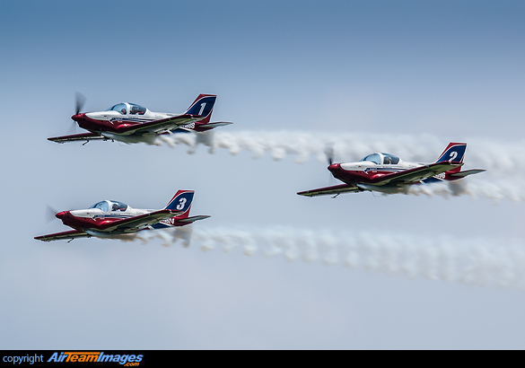 Alpi Aviation Pioneer 300 Pioneer Team - AirTeamImages.com