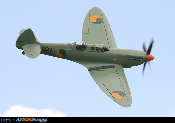Supermarine Spitfire Mk.IX Ireland - Irish Air Corps G-CCCA ...