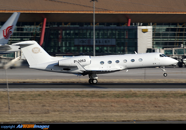 Gulfstream G450 Private B-3253 - AirTeamImages.com