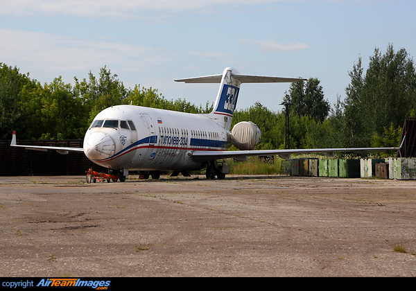 Tupolev Tu-334 Tupolev Design Bureau 94001 - AirTeamImages.com
