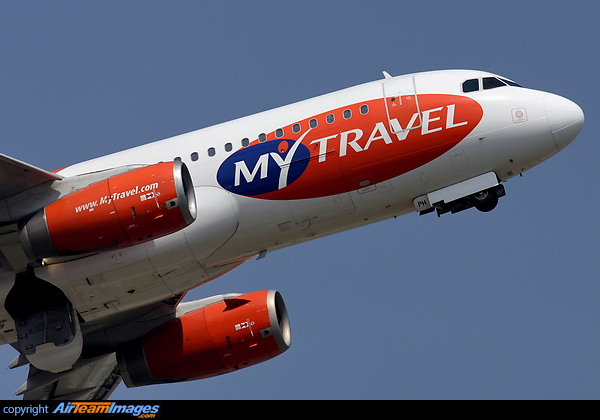 Airbus A320-231 MyTravel Airways G-CRPH - AirTeamImages.com