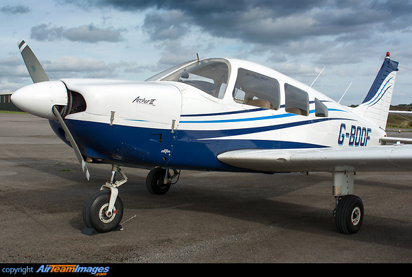 Piper PA-28-181 Archer II Private G-BOOF - AirTeamImages.com