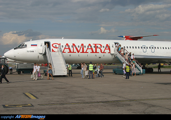 Tupolev Tu-154 samara airlines RA-85723 - AirTeamImages.com