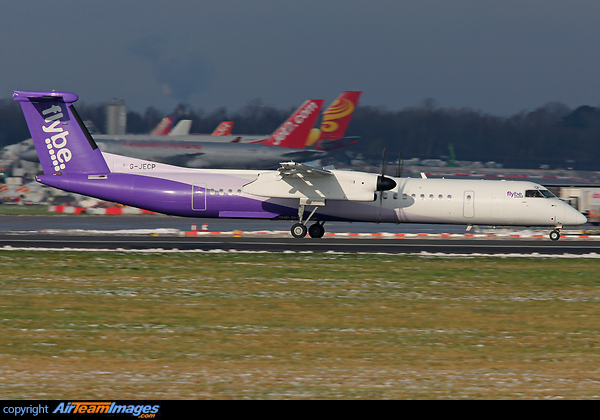 Bombardier Dash 8-402Q Flybe (2002-2020) G-JECP - AirTeamImages.com