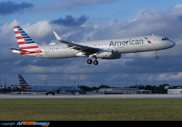 Airbus A321-231 American Airlines N157AA - AirTeamImages.com