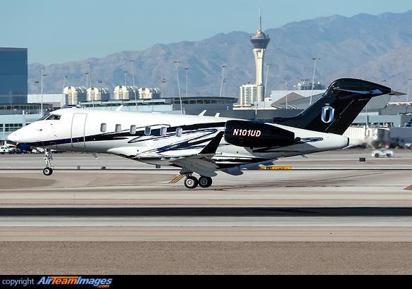 Bombardier Challenger 350 Private N101UD - AirTeamImages.com