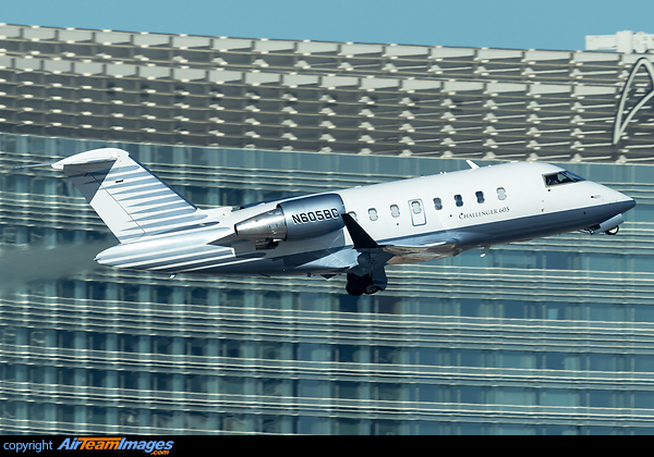 Bombardier Challenger 605 Private N605BC - AirTeamImages.com