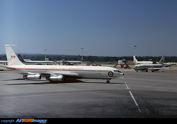 Boeing CC-137 (707-347C) Canada - Royal Canadian Air Force 13701 ...