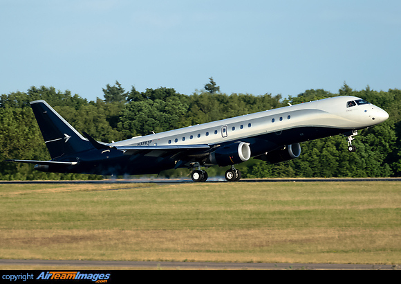 Embraer Lineage 1000 Private N378TP - AirTeamImages.com