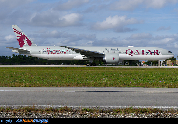 Boeing 777-3DZ/ER Qatar Airways A7-BAQ - AirTeamImages.com