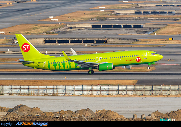 Boeing 737-8LP S7 Airlines RA-73667 - AirTeamImages.com