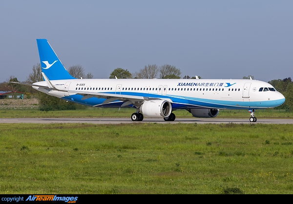 Airbus A321-251NX XiamenAir B-32E5 - AirTeamImages.com