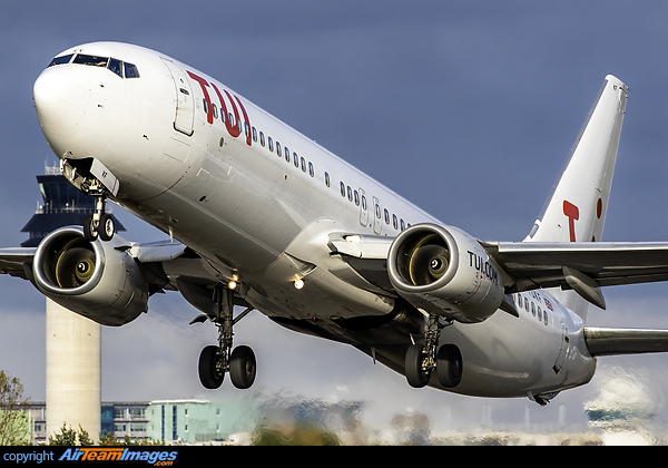 Boeing 737-8AS TUI (UK) G-TUKF - AirTeamImages.com