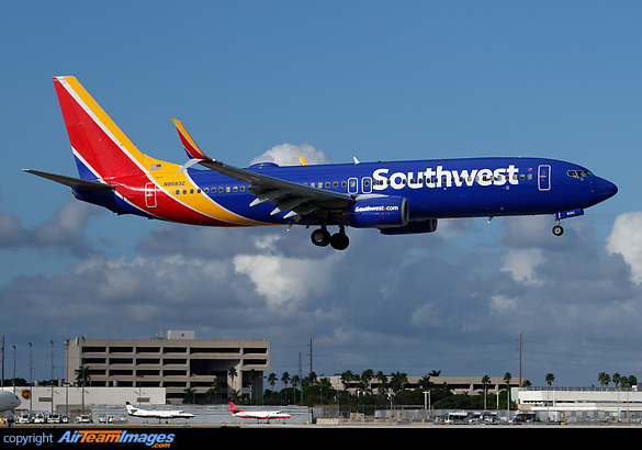 Boeing 737-8H4 Southwest Airlines N8583Z - AirTeamImages.com