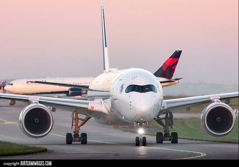 Airbus A350-941 Air France F-HTYR - AirTeamImages.com