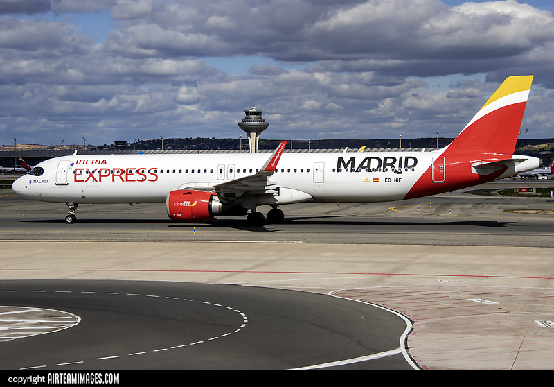 Airbus A321-251NX Iberia Express EC-NIF - AirTeamImages.com