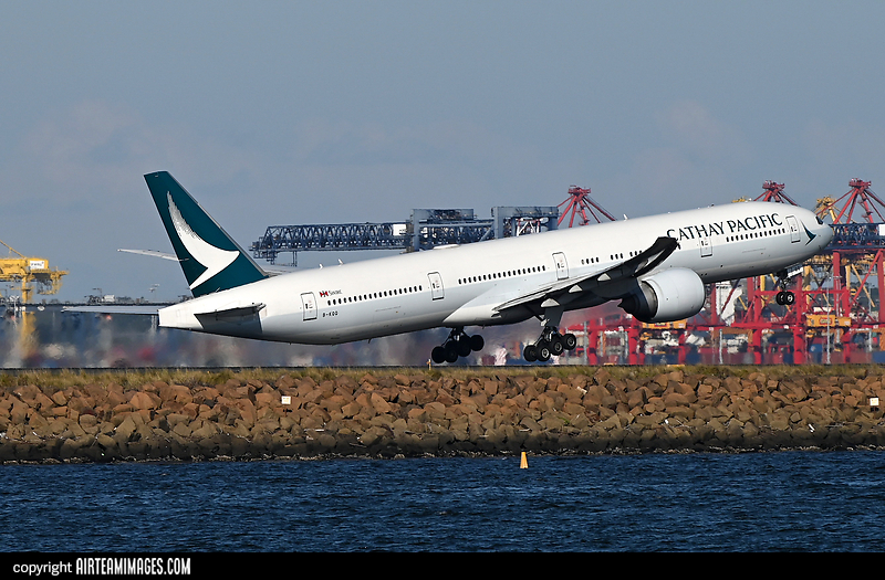 Boeing 777-367/ER Cathay Pacific Airways B-KQQ - AirTeamImages.com