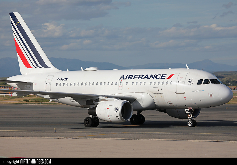 Airbus A318-111 Air France F-GUGN - AirTeamImages.com