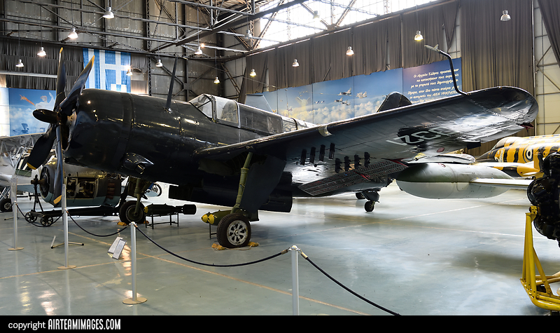 Curtiss SB2C-5 Helldiver Greece - Hellenic Air Force 83324 ...