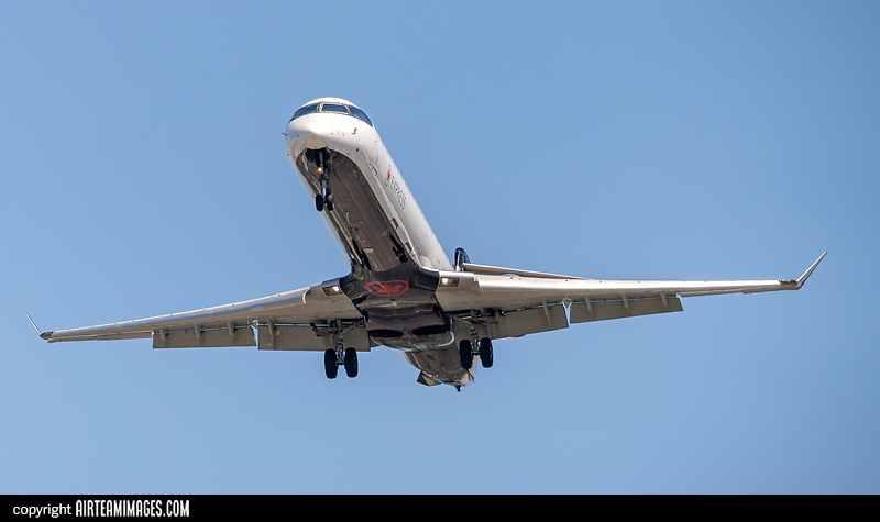 Bombardier CRJ-900LR Air Canada Express (Jazz Air) C-GNJZ ...