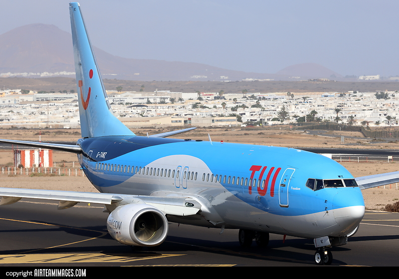 Boeing 737-86N TUI (UK) G-TAWZ - AirTeamImages.com