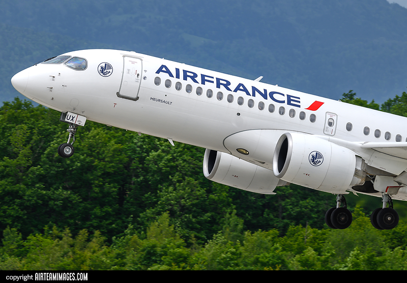 Airbus A220-300 Air France F-HZUX - AirTeamImages.com