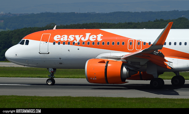 Airbus A320-251N EasyJet G-UZLC - AirTeamImages.com