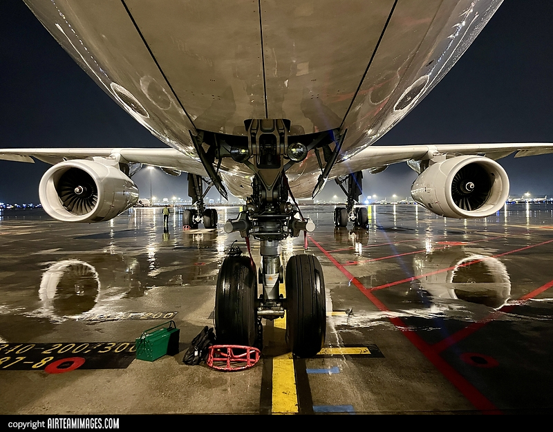 Airbus A330-343 China Eastern Airlines B-5953 - AirTeamImages.com