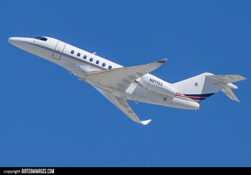 Cessna 700 Citation Longitude NetJets Aviation N811QS - AirTeamImages.com