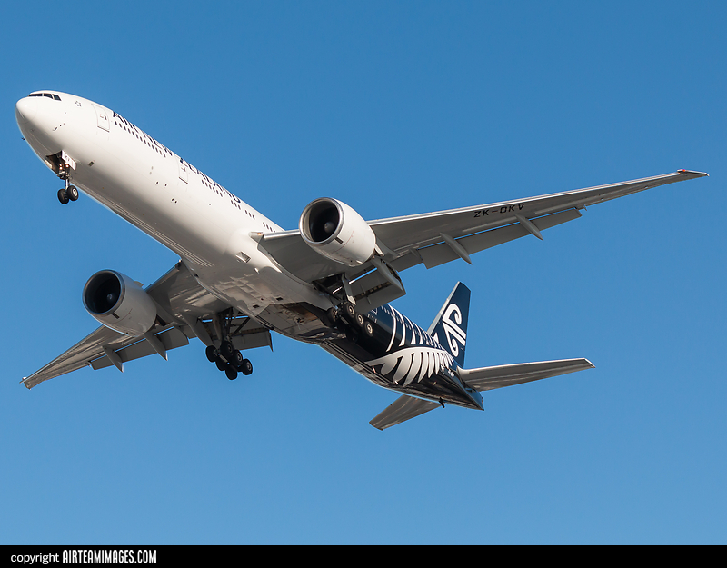 Boeing 777-367/ER Air New Zealand ZK-OKV - AirTeamImages.com