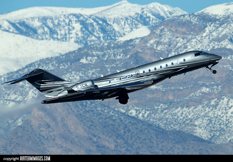 Bombardier Global 5000 Chartright Air C-GJCB - AirTeamImages.com