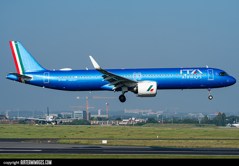 Airbus A321-271NX ITA Airways EI-HXB - AirTeamImages.com