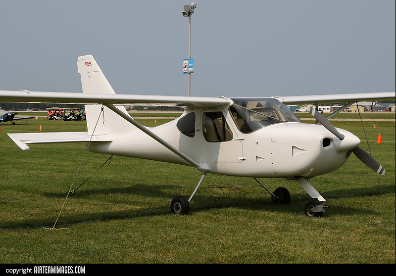 General Aviation Private N5B - AirTeamImages.com