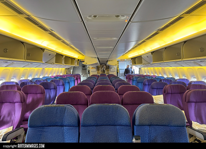 Boeing 777-212/ER Privilege Style EC-MUA - AirTeamImages.com