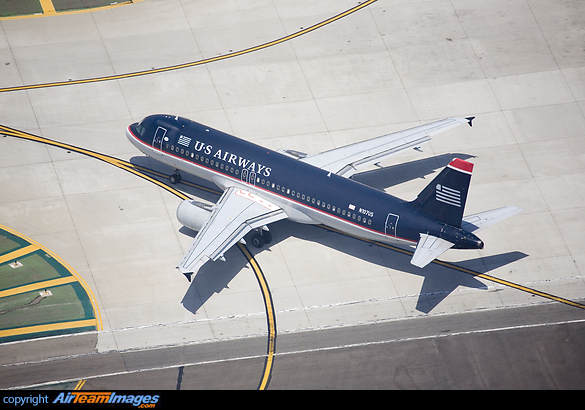 Airbus A320-214 US Airways N107US - AirTeamImages.com